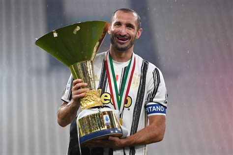 Juventus Chiellini Oggi Alla Continassa Si Parlerà Di Futuro
