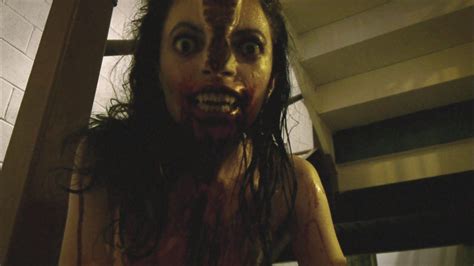 Hannah Fierman Nue Dans V H S