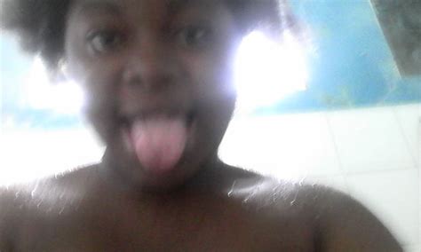 tropical and foreign shesfreaky
