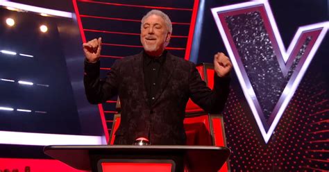 Tom Jones Performs Its Not Unusual Blind Auditions The Voice Uk