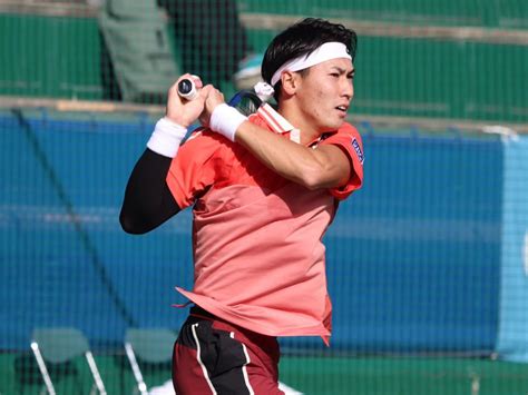 シングルスの日本勢は綿貫陽介と内山靖崇が初戦を突破 [横浜慶應チャレンジャー] テニスマガジンonline｜tennismagazine Jp