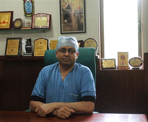 Photo Gallery Dr Pranav Shah