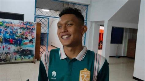 Misi Ginanjar Wahyu Bersama Arema Fc Dipinjamkan Persija Jakarta Pada