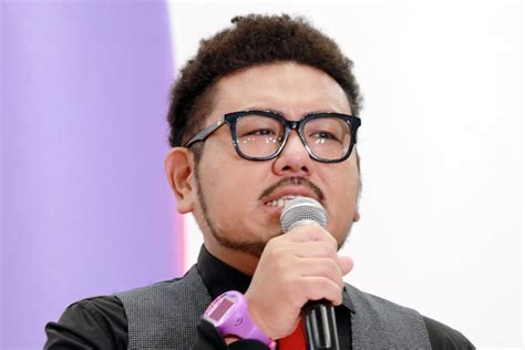 鬼越トマホーク・金ちゃん、妻の“秘密”を暴露され愕然 「ウソでしょ？」 Sirabee