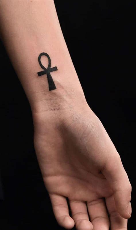 Ankh Tattoos Explained Meanings Symbolism And Tattoo Designs