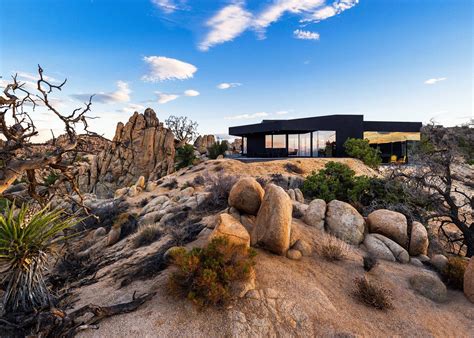 10 desert houses that make the most of arid landscapes