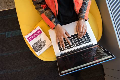 mengenal quick sort dan penyelesaiannya menggunakan python