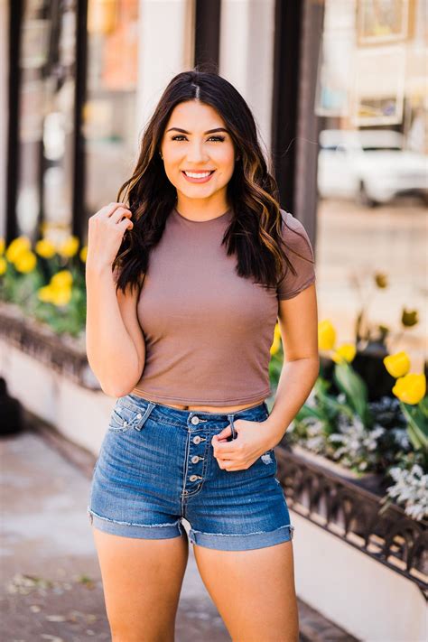 Female Shorts Daisy Dukes Pretty And Cute Denim Fashion Teen Girl