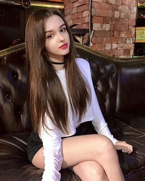 Karimova Elina 엘리나 Elina 4 22 • Instagram写真と動画 Hair Styles Beauty