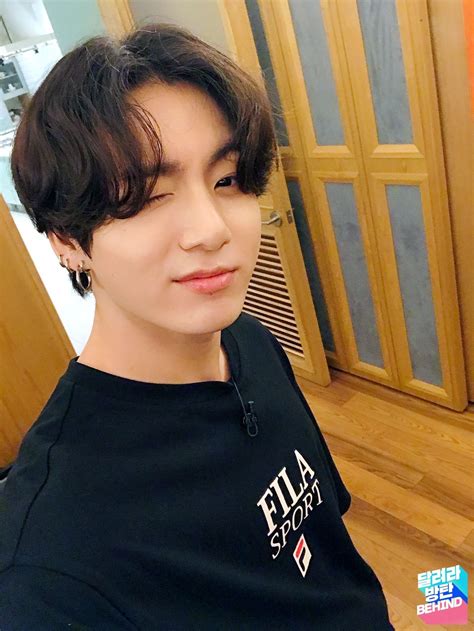 Pin By 𝑀𝐴𝑌𝐴⁷࿐ On Jungkook Jungkook Selca Foto Jungkook Bts Jungkook