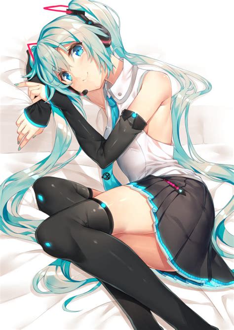 Hatsune Miku V4x Hatsune Miku Vocaloid Know Your Meme