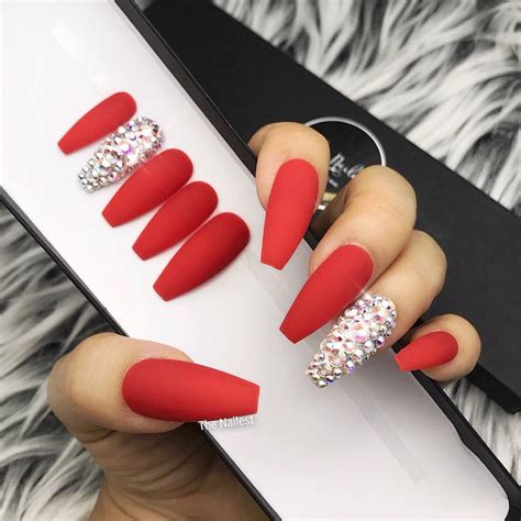 Handmade Classic Red Matte W Crystal Accent Press On Nail Set – The
