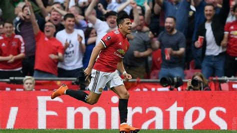 مانشستر يونايتد يطيح بتوتنهام ويبلغ نهائي كأس إنجلترا دار الهلال