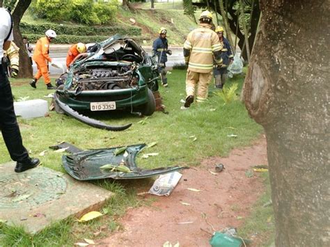 G1 Homem Morre Durante Capotagem Próximo A Shopping De Brasília