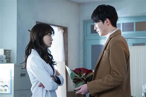 （写真）『ミストレス』大政絢、篠田麻里子と“女性同士”のキスシーンに挑戦 エンタメ ニュース ｜クランクイン！