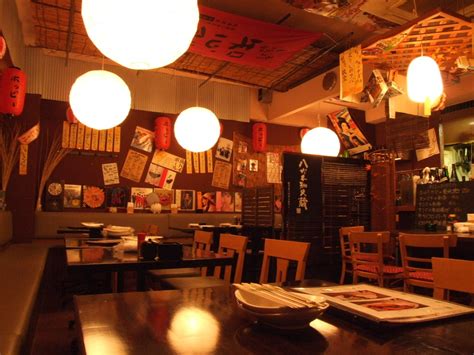 【面白い居酒屋まとめ】同級生との会話が盛り上がる懐かしいお店 ぐるなびwebマガジン