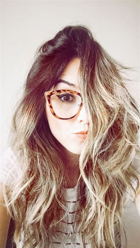 Cute Selfie Poses For Girls 45 Cute Selfie Poses For Girls To Look