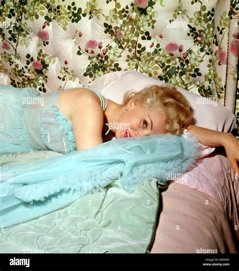 Zsa Zsa Gabor Gabor Sari Nacido El 6 De Febrero De 1917 18 De