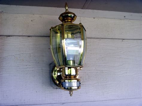 How To Install A Motion Sensor Light Dengarden