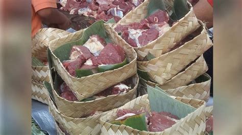 Cerita Daun Pisang Pembungkus Daging Kurban Di Pesantren Ath Thaariq