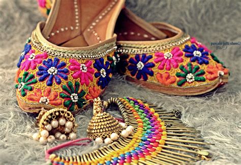 Forever Beautiful Multi Color Embroidery Punjabi Jutti In Brilliant