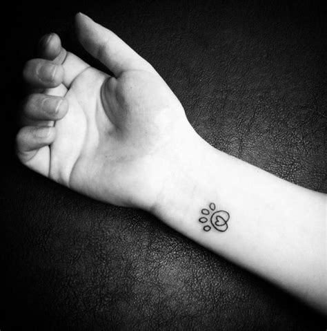 33 Small And Meaningful Wrist Tattoo Ideas