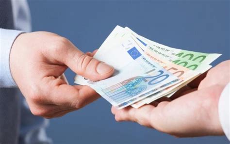 Las Diferencias Entre Los Salarios Mínimos De Los Países De La Ue