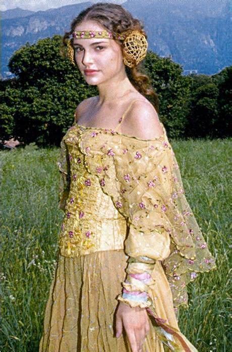 Natalie Portman As Padmé Amidala Natalie Portman Image 5305829 Fanpop