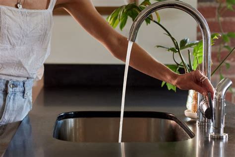 How To Use A Garbage Disposal Reset Button