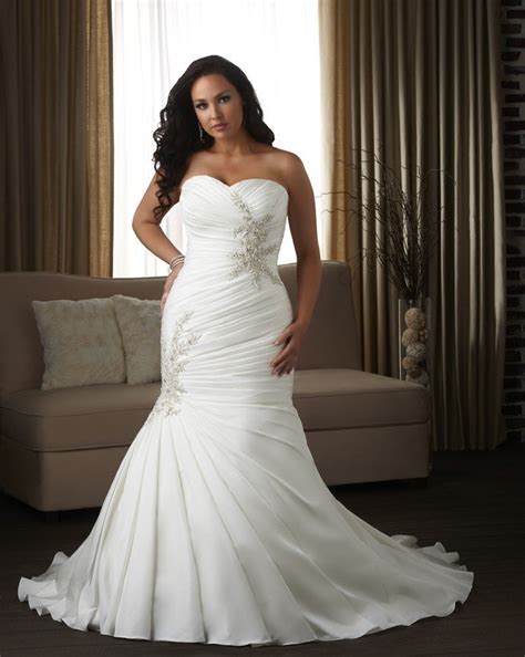 Plus Size Wedding Dresses Beautiful Looks For Women With Curves Ohh