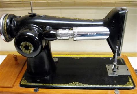 Image result for Singer 101 Sewing Machine