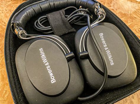 Image result for Emirates 777 First Class