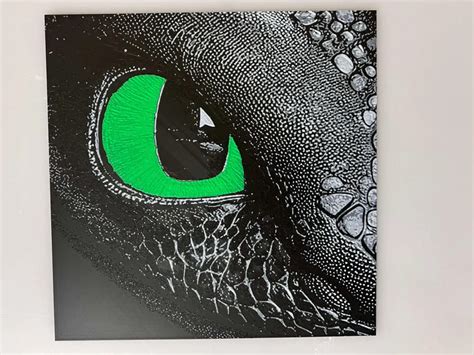 Image result for Toothless Eye Color