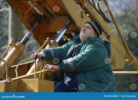 Image result for Engine Lift On a Tree