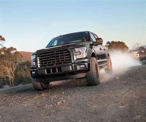 Image result for Pro Comp Lift vs Leveling Kit