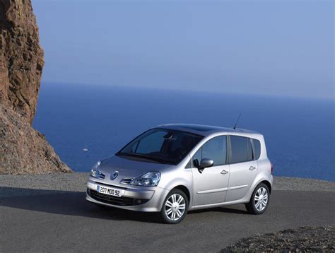 Renault Modus Photos and Specs. Photo: Modus Renault spec and 22 ...