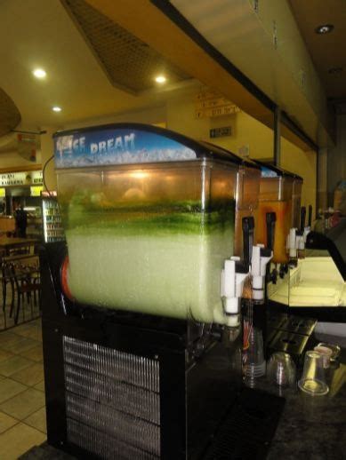 Tips for Quickly Cleaning a Slush Machine | Easy Living Mom