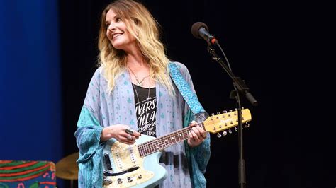 Image result for Elizabeth Cook Live