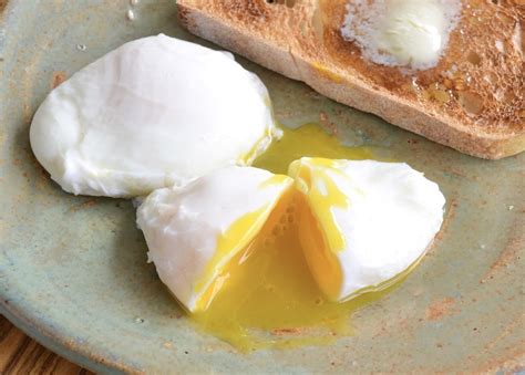 Perfect Poached Eggs – Feral Cooks