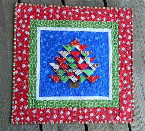 Image result for Prairie Point Cristmas Tree Quilt Tutorial