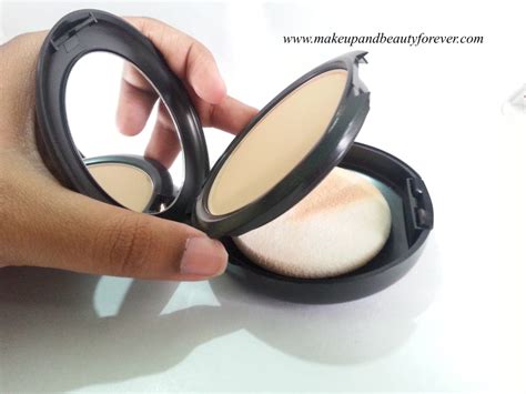 MAC Studio Fix Powder Plus Foundation Review, Swatches, FOTD