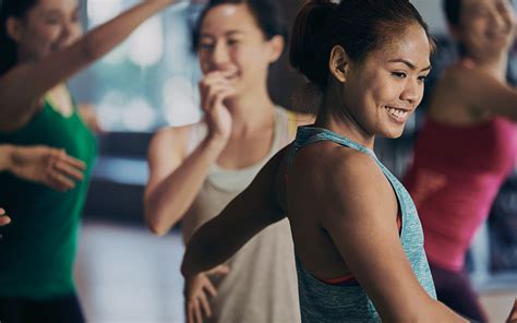 Zumba Dance & Workout Classes In Singapore | Fitness First SG