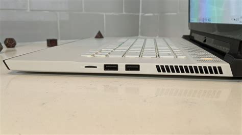 Image result for Alienware M15 R4 microSD Port