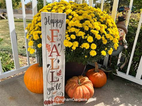 Fall Porch Decor and Outdoor Decorating Ideas - Gingham Gardens