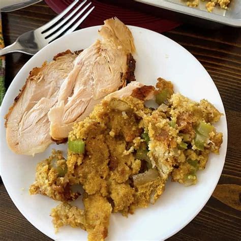 Image result for Simple Delicoious Cornbread Dressing