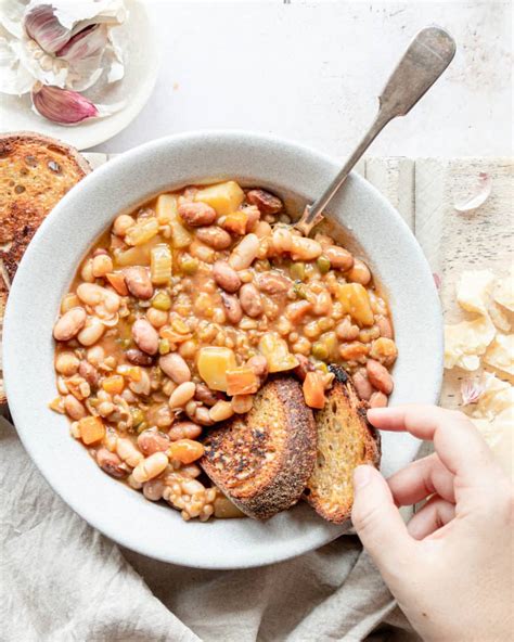 Beans soup recipe • fedetheclumsychef.com