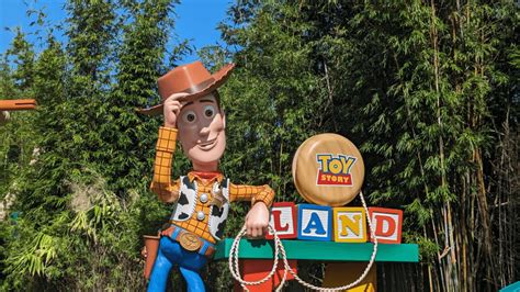 Image result for Hollywood Connection Rides