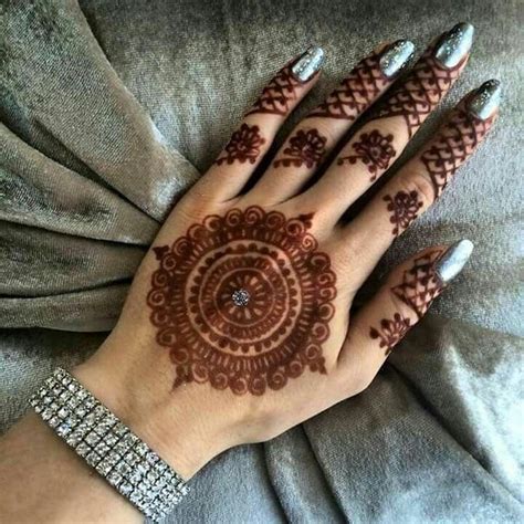 Image result for Broad Mehandi Designs