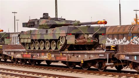 Image result for Leopard 2 Tank Engine