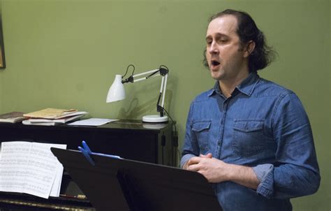 Warm Up To Singing Exercises – For A Stronger Voice - Kathleen Connell ...